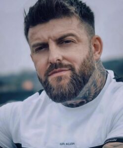 Ganapath Actors, Real Name, Cast » StarsUnfolded