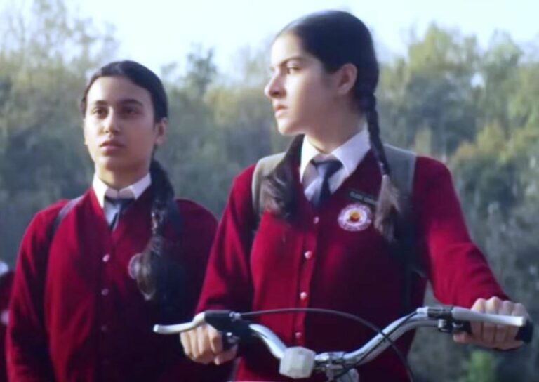 Adrija Sinha Height, Age, Family, Biography » StarsUnfolded