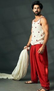Akshay Bindra Height, Age, Girlfriend, Family, Biography & More ...