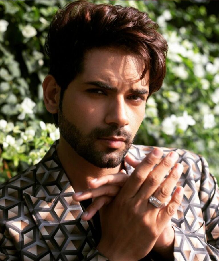Ankit Bathla Height, Age, Family, Biography & More » StarsUnfolded