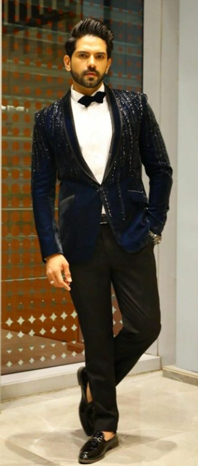 Ankit Bathla Height, Age, Family, Biography & More » StarsUnfolded