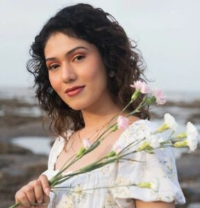 Navisha Raj Kashyap Height, Age, Boyfriend, Family, Biography & More ...