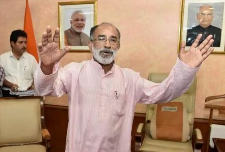 Alphons Kannanthanam Age, Wife, Family, Biography & More » StarsUnfolded
