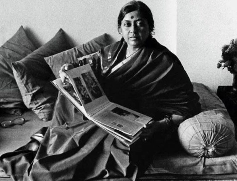 Kamala Surayya Age, Death, Husband, Family, Biography & More ...