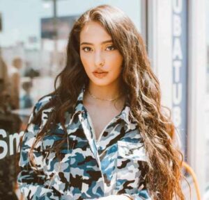 Faouzia Height, Age, Boyfriend, Family, Biography & More » StarsUnfolded