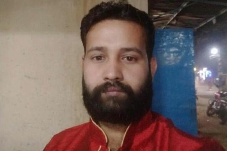 Lalit Mohan Jha Height, Age, Wife, Children, Family, Biography & More ...