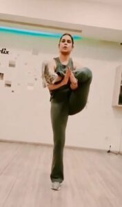 Neelam Singh (Ronit Roy’s Wife) Height, Age, Children, Family ...