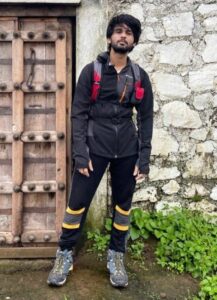 Omkar Kulkarni Height, Age, Girlfriend, Wife, Family, Biography & More » StarsUnfolded