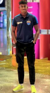 R Guhan Height, Weight, Age, Girlfriend, Family, Biography & More ...