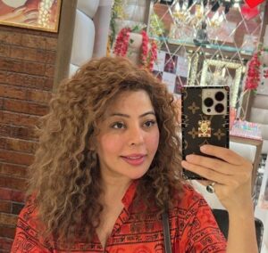 Rajshree More Age, Husband, Family, Biography » StarsUnfolded