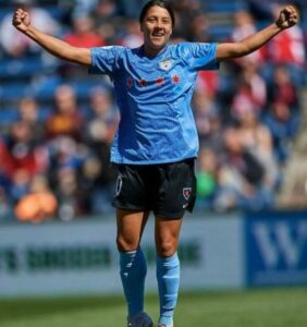 Sam Kerr Height, Age, Husband, Family, Biography & More » StarsUnfolded