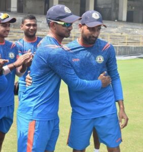 Shubham Dubey (Cricketer) Height, Age, Wife, Family, Biography & More ...