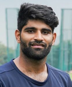 Vinay Height, Weight, Age, Girlfriend, Family, Biography & More ...