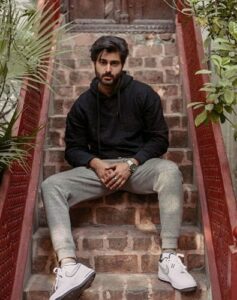 Zaviyar Nauman Ijaz Height, Age, Girlfriend, Family, Biography & More ...