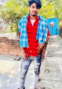 Aashish Yadav Age, Girlfriend, Wife, Family, Biography & More ...