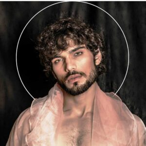 Rishabh Sawhney Height, Age, Girlfriend, Family, Biography & More ...