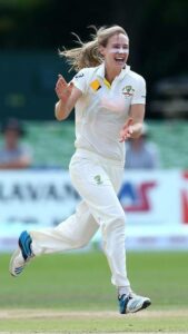 Ellyse Perry Height, Age, Boyfriend, Husband, Family, Biography & More ...