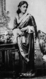 Rabindranath Tagore Age, Death, Wife, Children, Family, Biography ...
