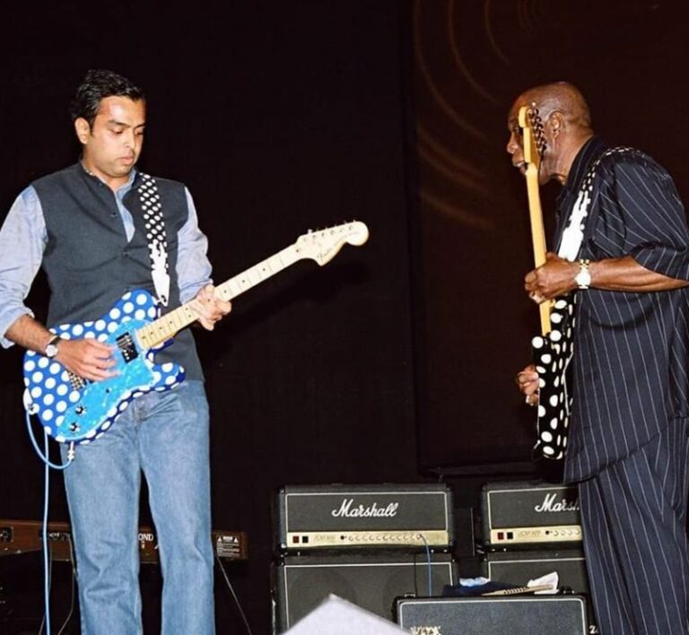 Milind Deora (Politician) Age, Wife, Family, Biography & More ...