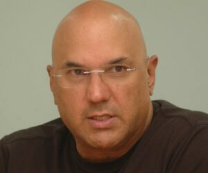 Neville Roy Singham Age, Wife, Family, Biography & More » StarsUnfolded