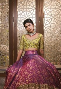 Nivedhithaa Sathish Height, Age, Boyfriend, Husband, Family, Biography ...