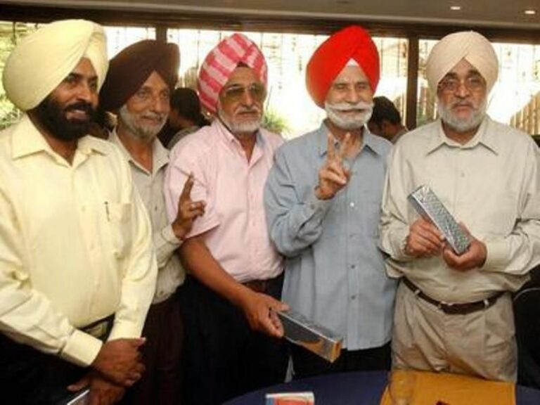 Harbinder Singh (Hockey Player) Height, Age, Wife, Family, Biography ...