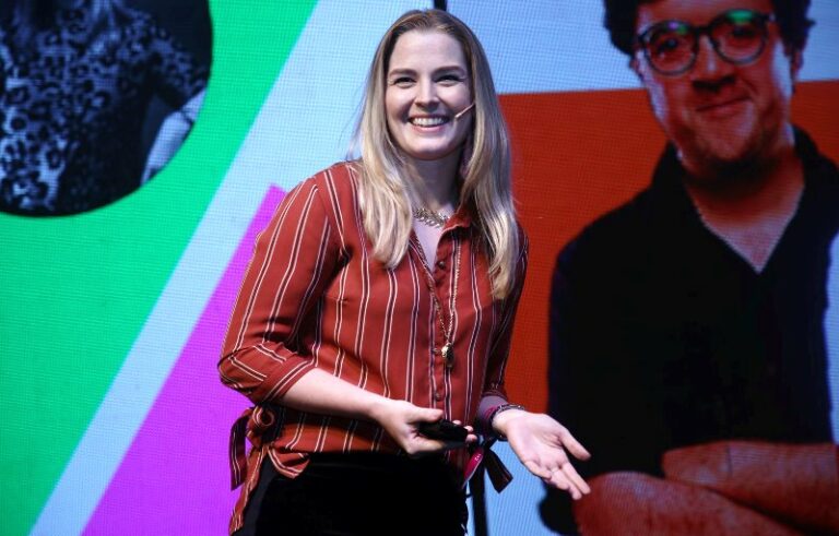 Paula McGlynn Age, Boyfriend, Husband, Family, Biography & More ...