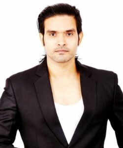 Fighter (Movie) Actors, Cast & Crew » StarsUnfolded