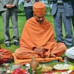 Mahant Swami Maharaj Age, Family, Biography & More » StarsUnfolded