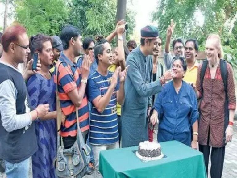 Manvendra Singh Gohil Age, Wife, Children, Family, Biography & More ...