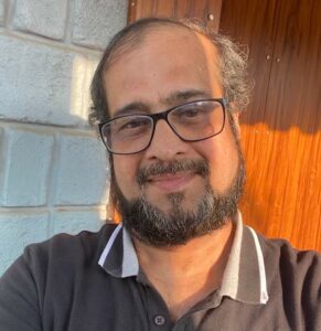 Nikhil Wagle Age, Caste, Wife, Children, Family, Biography & More » StarsUnfolded