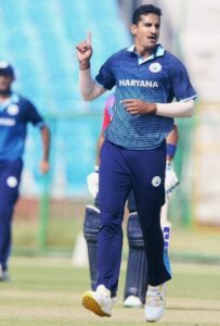 Sumit Kumar (Cricketer) Height, Age, Girlfriend, Family, Biography ...