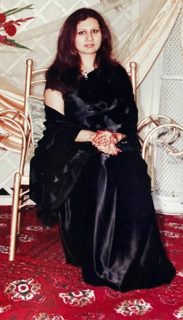 Kulsume Hai Age, Husband, Children, Family, Biography & More ...