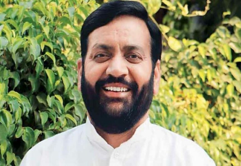 Nayab Singh Saini Age, Caste, Wife, Height, Family, Biography ...