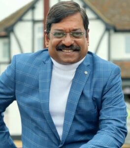 Sanjay Narvekar Age, Wife, Family, Biography & More » StarsUnfolded