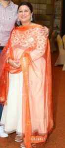 Suchitra Bandekar Wiki, Age, Husband, Children, Family, Biography ...