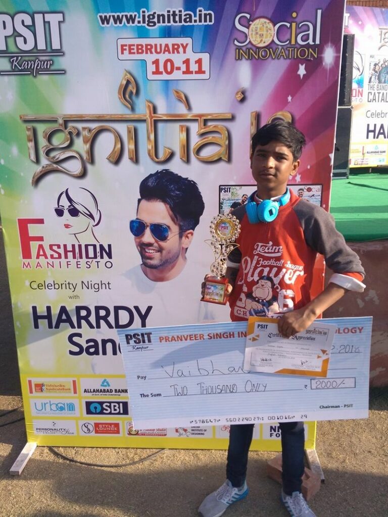 Vaibhav Gupta (Indian Idol) Age, Girlfriend, Family, Biography & More ... Vaibhav Gupta (Indian Idol) Age, Girlfriend, Family, Biography & More ...
