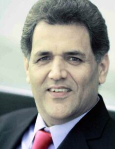 Vivek Razdan Age, Wife, Family, Biography & More » StarsUnfolded