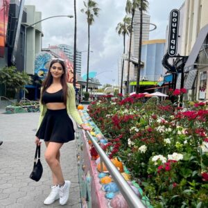 Yesha Sagar Biography » StarsUnfolded