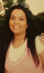 Aparna Thakur Age, Husband, Family, Biography » StarsUnfolded