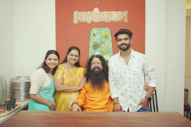 Anagha Atul, Age, Family, Biography » StarsUnfolded