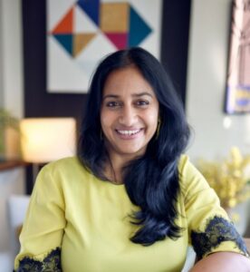 Anu Hasan Height, Age, Husband, Family, Biography » StarsUnfolded