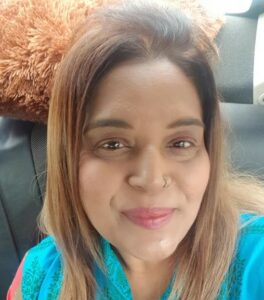 Aparna Thakur Age, Husband, Family, Biography » StarsUnfolded