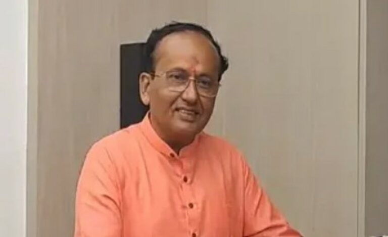 Mukesh Dalal Age, Wife, Biography » StarsUnfolded