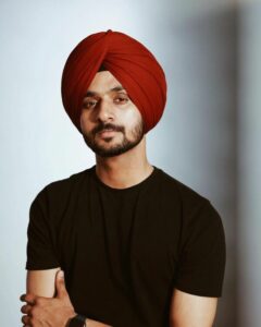 Nirvair Pannu Height, Age, Family, Biography » StarsUnfolded