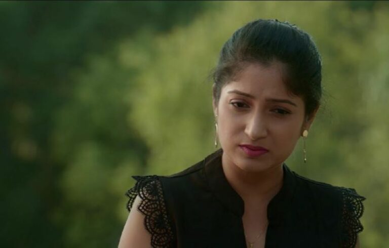 Pallavi Ajay Patil Age, Husband, Family, Biography » StarsUnfolded