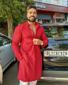 Rohit Khatri Height, Age, Wife, Family, Biography » StarsUnfolded