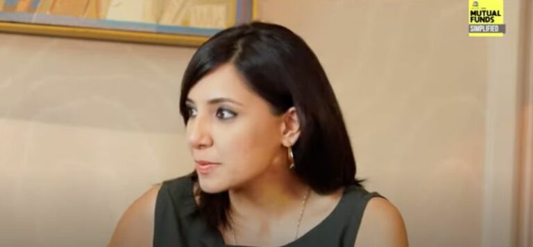 Sumaira Abidi Husband, Children, Family, Biography » StarsUnfolded