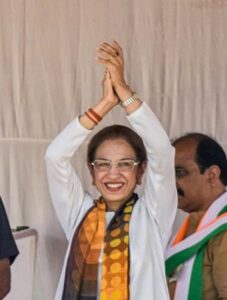 Annu Tandon Age, Husband, Family, Biography » StarsUnfolded