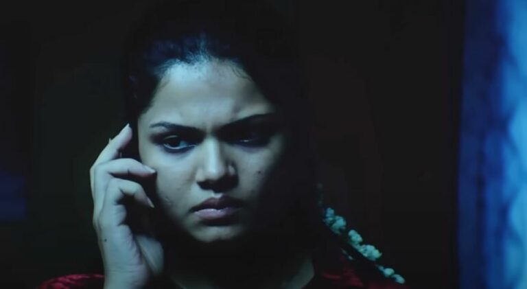 Anuya Y Bhagwat Age, Family, Biography » StarsUnfolded